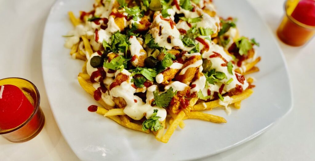 Recipe of the Week: Shawarma Poutine Platter - Muslim Moms
